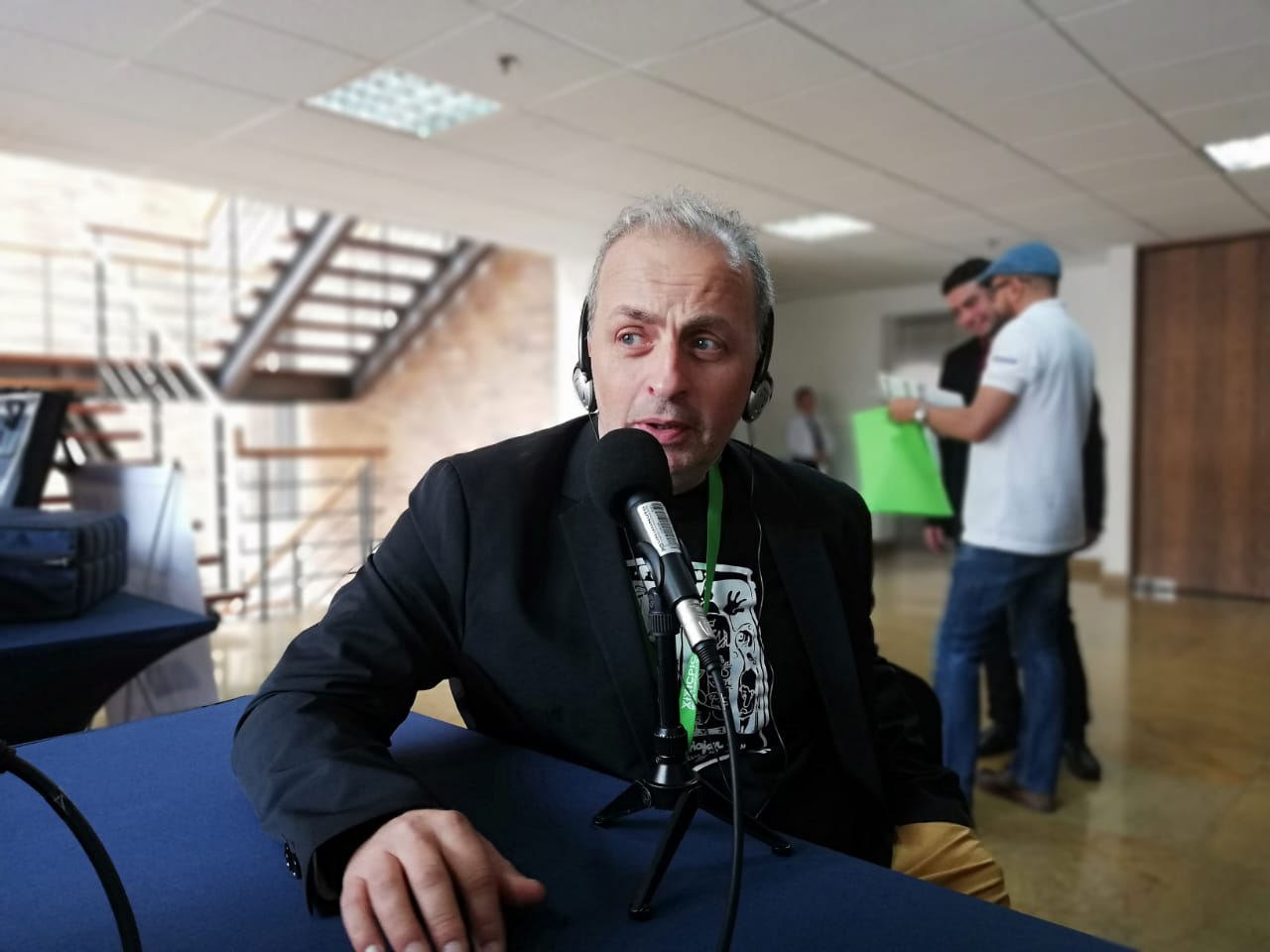 “La filosofía tiene que ver con el diálogo, la pregunta y con el pensar ...