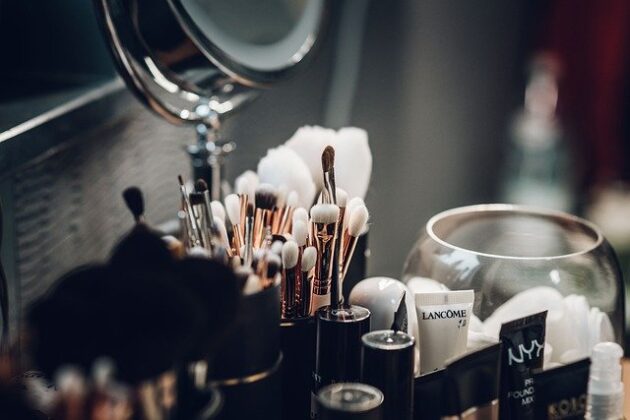 La Historia De Cómo Nació El Primer Salón De Belleza En El Mundo