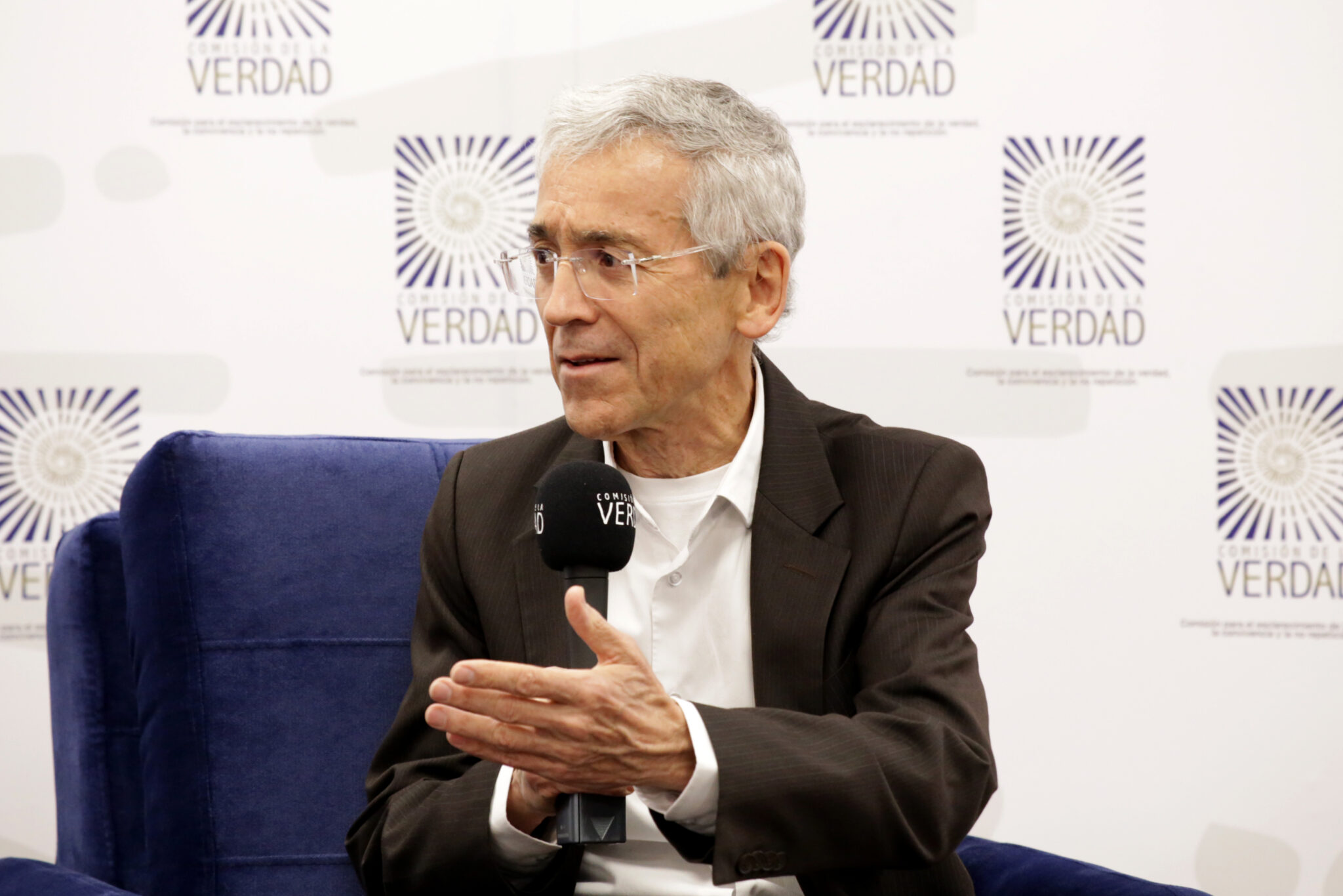 “En un país polarizado y roto profundamente como Colombia, la base debe ...