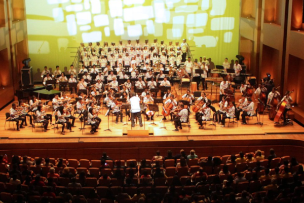 Especiales de El Último Café: Batuta la música construyendo país